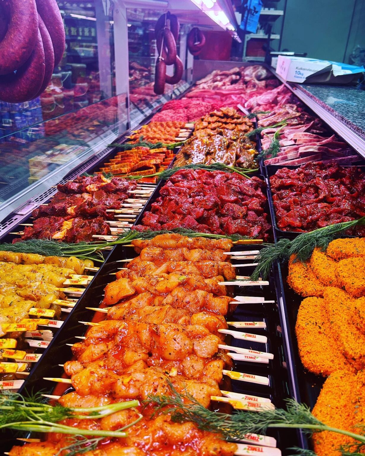 Slagerij - Vers Vlees van Hoge Kwaliteit bij Temiz Market, Jouw Turkse ...